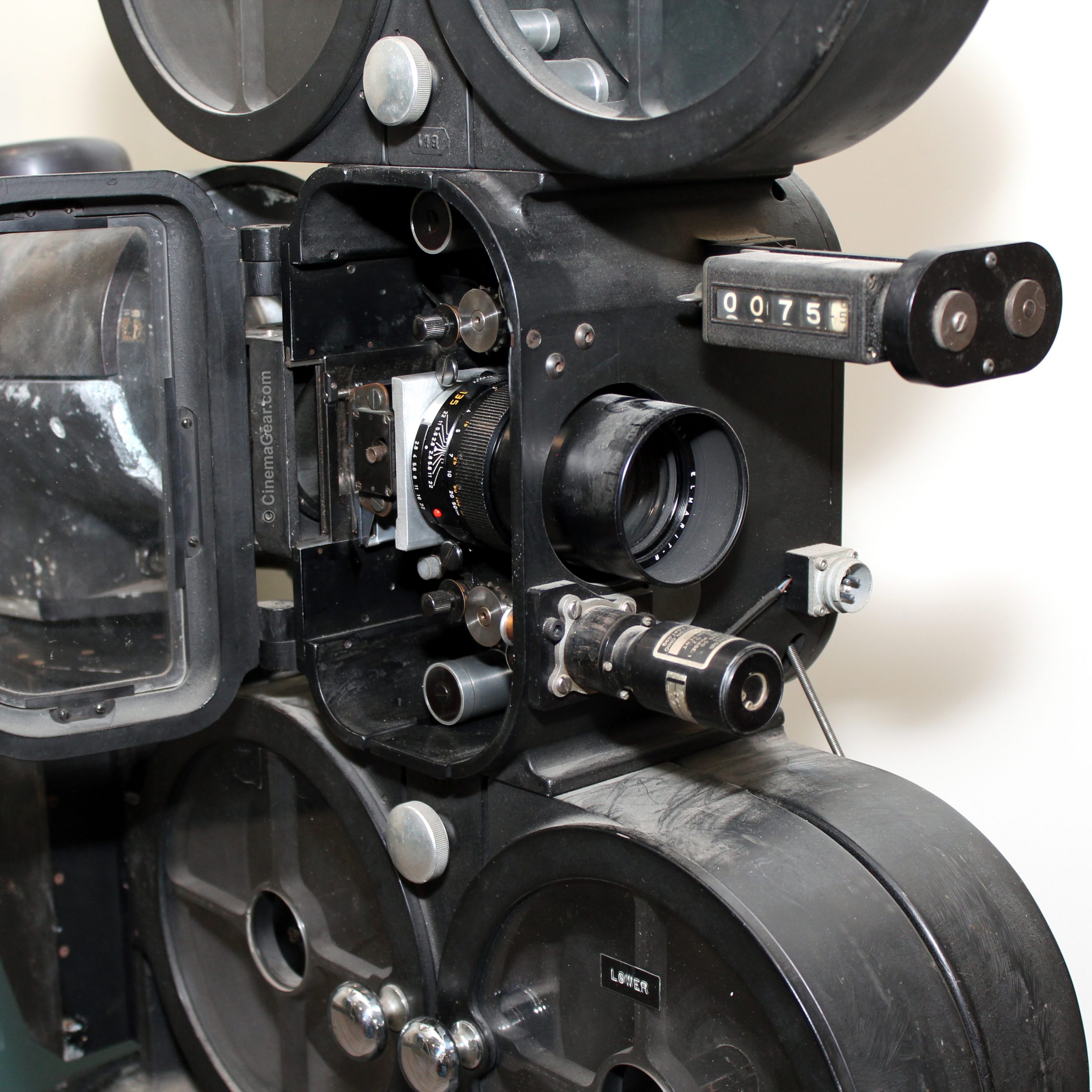 ARKO Background Projector – CinemaGear — Blog